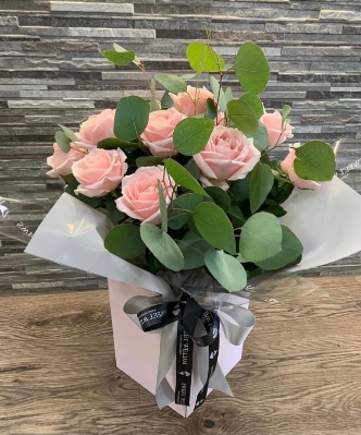 Luxury 12 Pink Rose Box – buy online or call 01642 787989