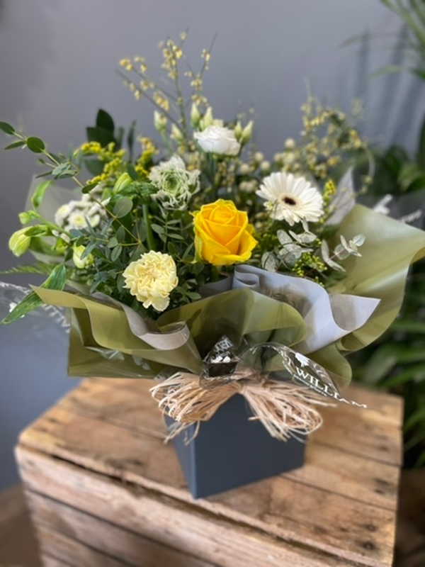 Lovely Lemon Box – buy online or call 01642 787989